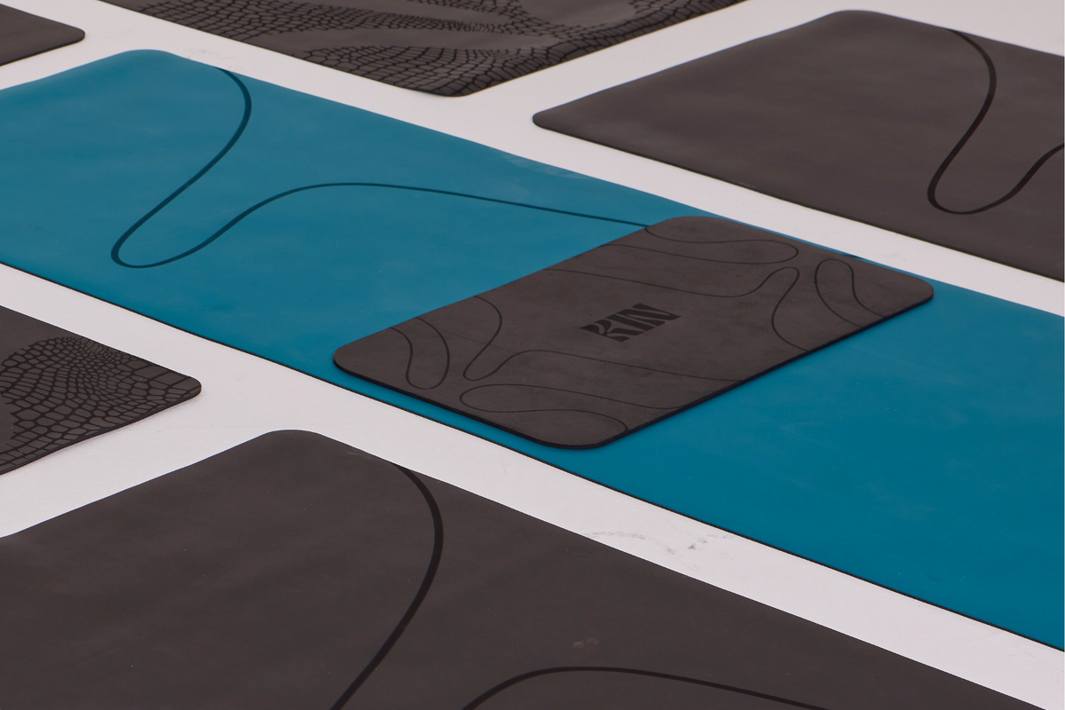 The Kin MINI Yoga Mat - Black | Kin Yoga Mats